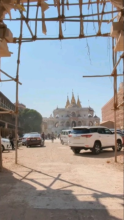 Temple BUILT by Lord Swaminarayan Himself in Gadhada. #shorts #india ...