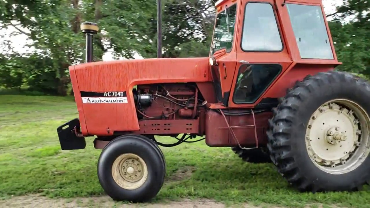1977 Allis-Chalmers 7040 Tractor - YouTube