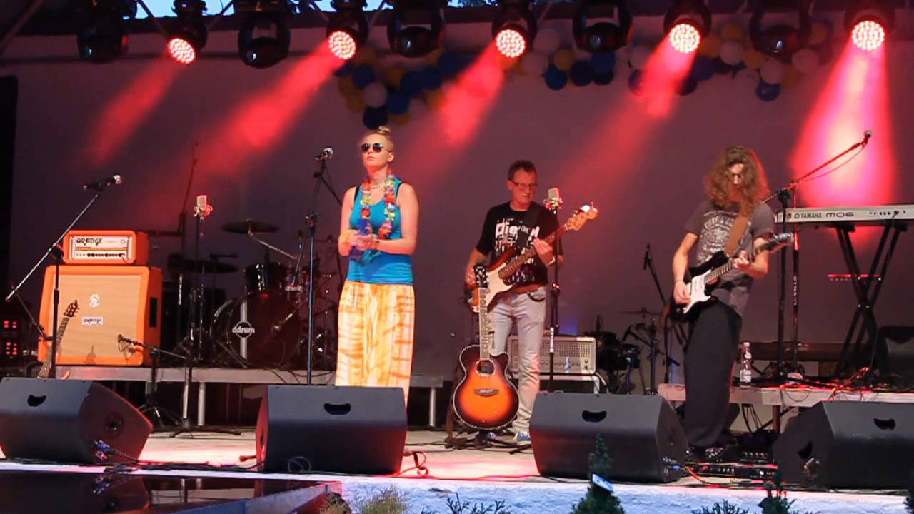 The Kids of Hackney / Live at Lubasz 8.08.2015r - YouTube