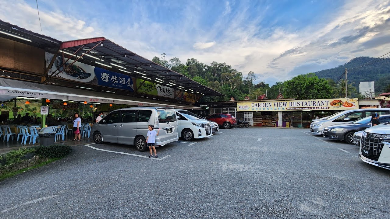 Garden View Restaurant 枫林品鲜馆 by Canton Kitchen Kampung Bukit Tinggi ...