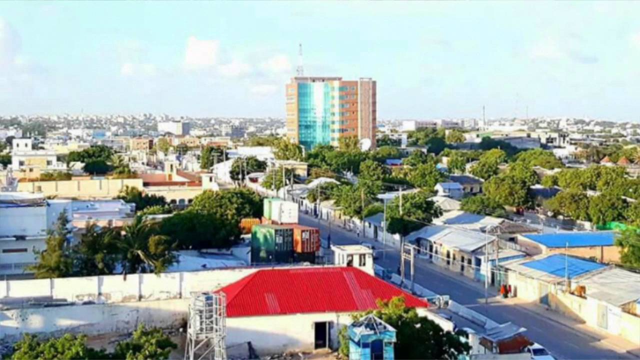 Muqdisho Somalia MUQDISHO — Hoggaamiyayaasha dawladda iyo kuwa Maamul ...