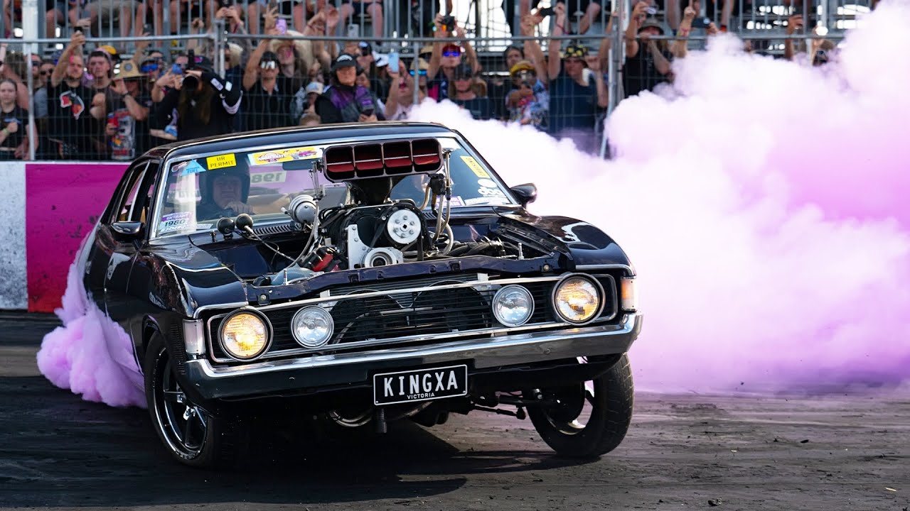 Pro Burnout Series FINALS at Summernats 37 - YouTube
