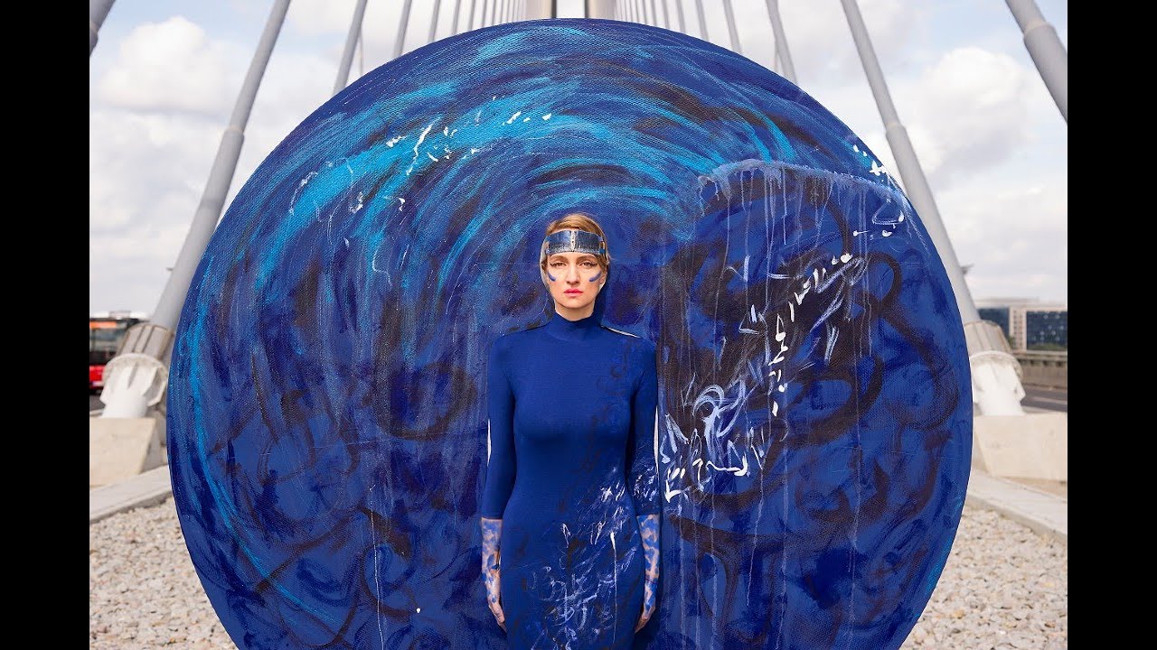 Art Performance - Walking Art | 2021 - YouTube