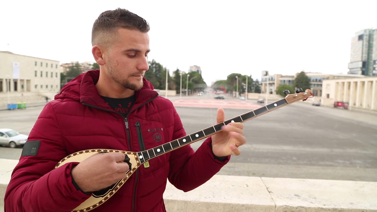 Çfteli - Cifteli popullore me 13 nota (Playing Cifteli) - YouTube