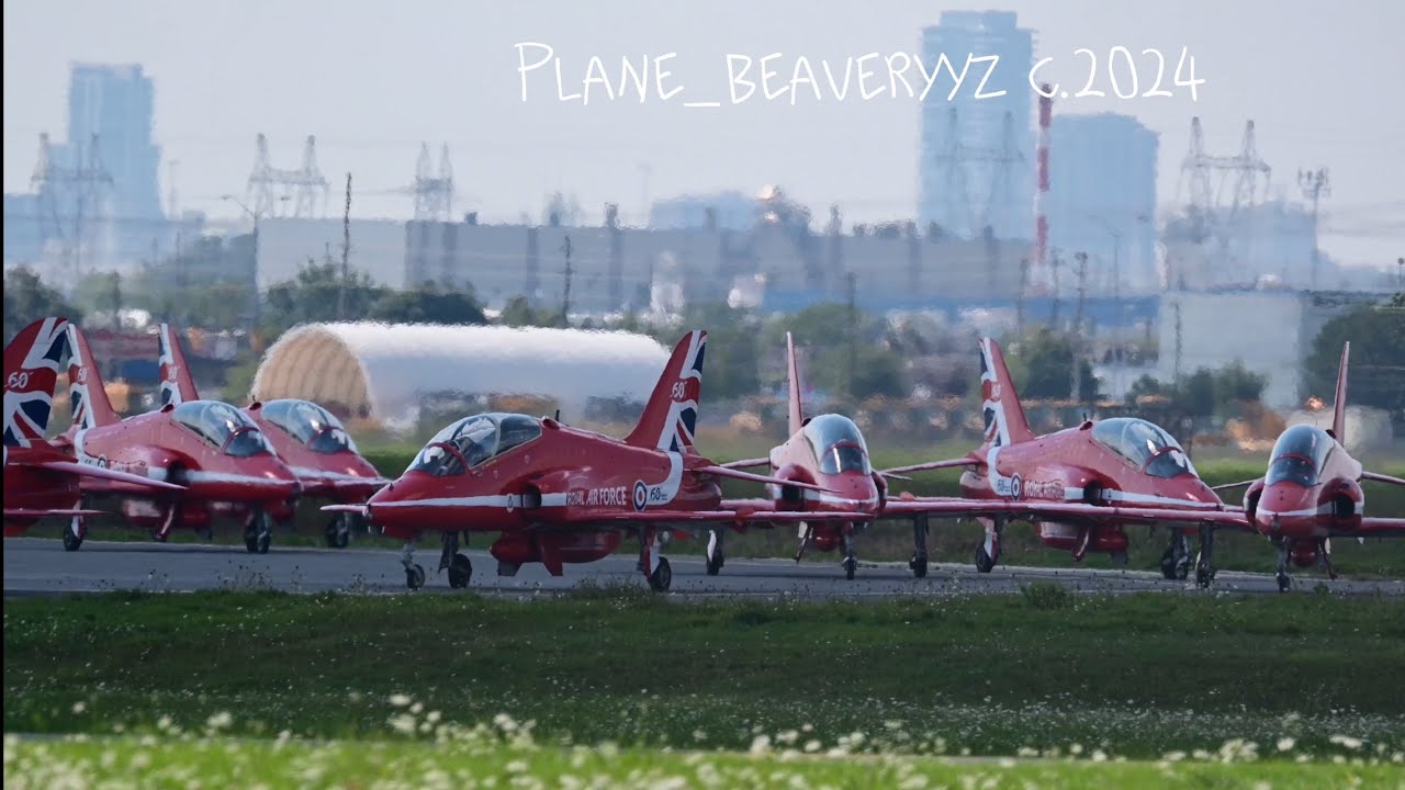 Ever wondered how the red arrows take off? Britains best ! 🇬🇧🇬🇧 - YouTube