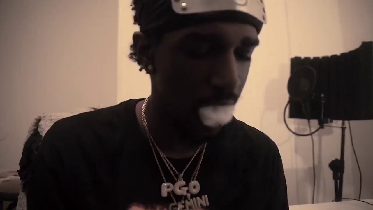 Gemini Fox- Back At It Again Freestyle (Music Video) - YouTube