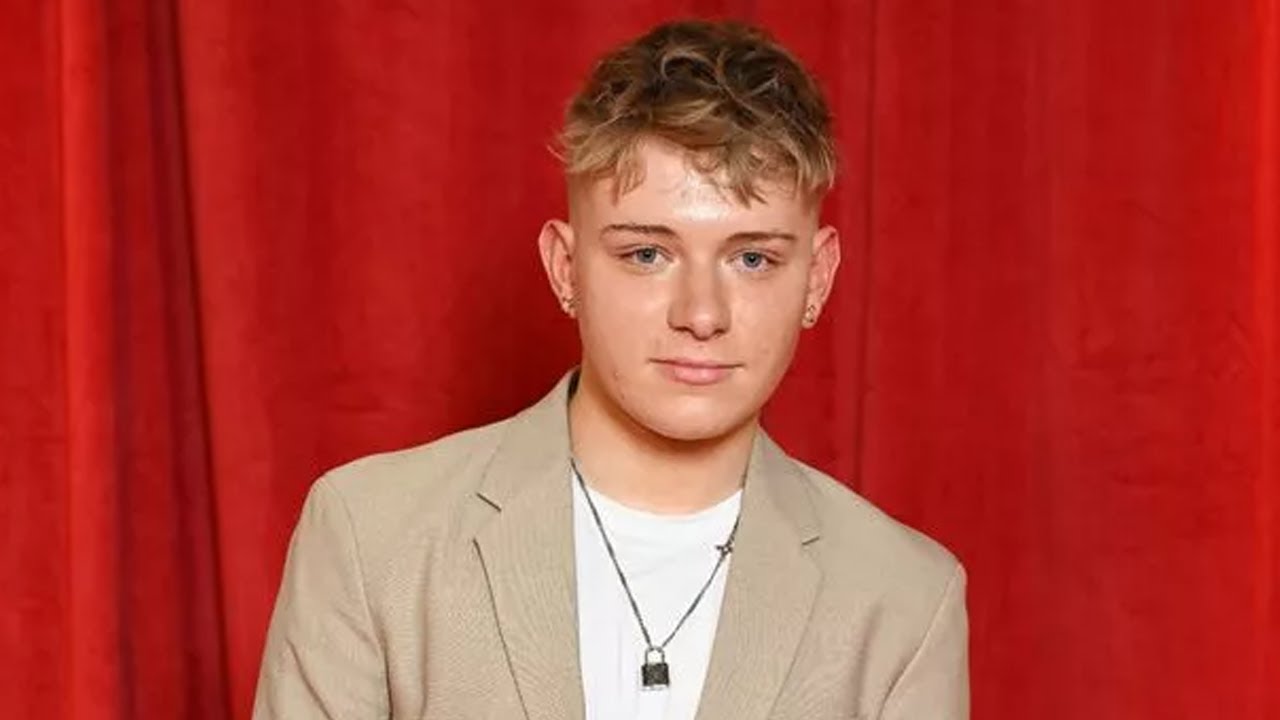 ITV's Coronation Street's Paddy Bever to leave role of Max Turner - YouTube