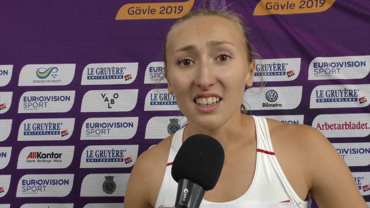 ME 23 11 7 2019, Gabriela Gajanová 800 m rozbehy postup do finále - YouTube