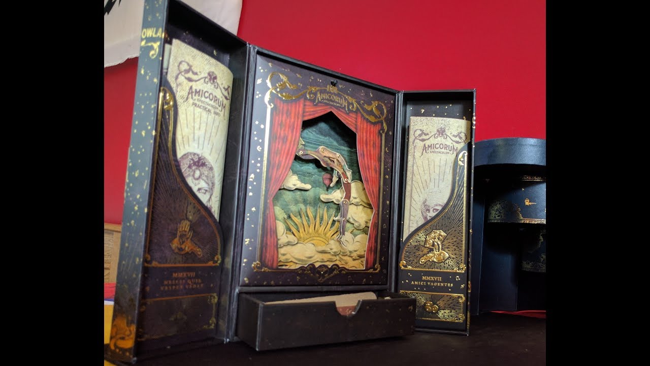Unboxing The Tomorrowland 2017 Treasure Case - YouTube