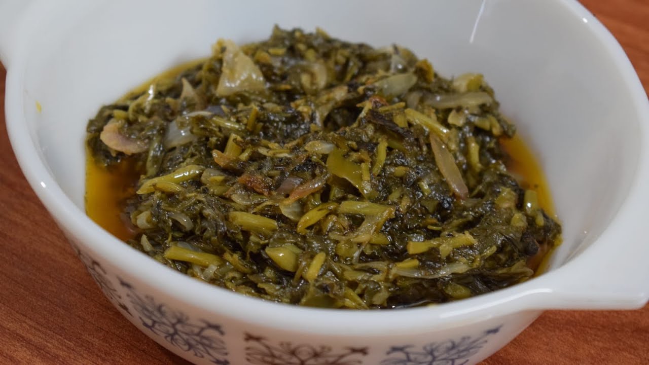 Kulfa Saag Dhaaba Style - Purslane Leaves Recipe - YouTube