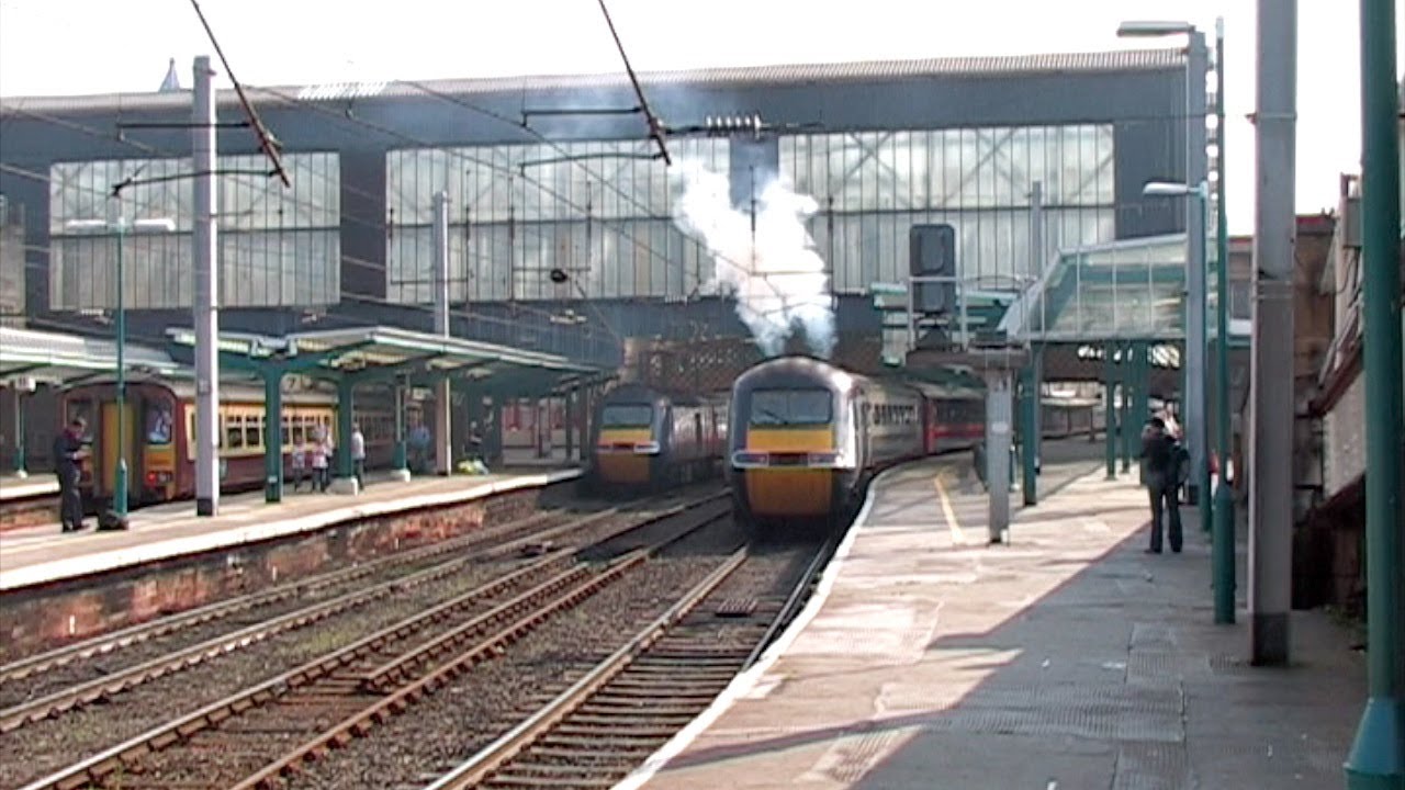 Trains at Carlisle Station - 16th September 2006 - YouTube