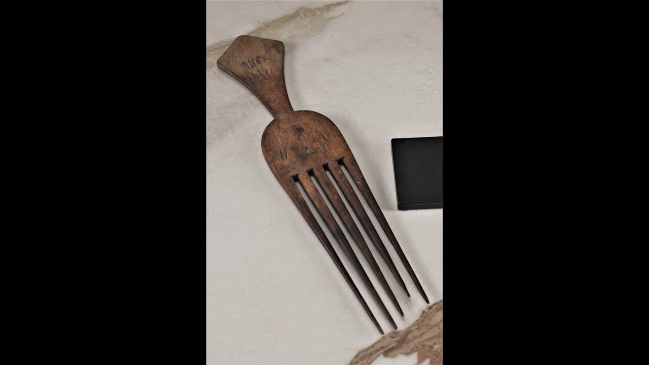 Sosolinha_YT Americans Invented The Bush Pick - YouTube