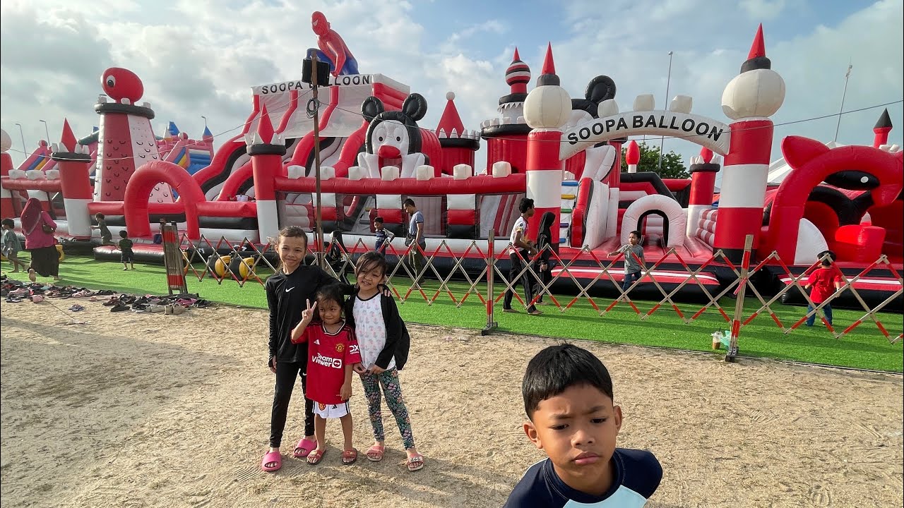 Soopa Balloon Kuala Terengganu - YouTube