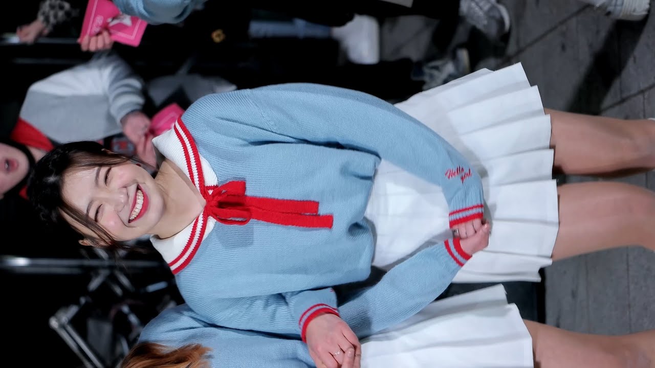 [4K] 191207 [Roly Poly ] 댄스팀 레이디비 Lady B 윤민 직캠 [홍대 버스킹] By Maltese ...