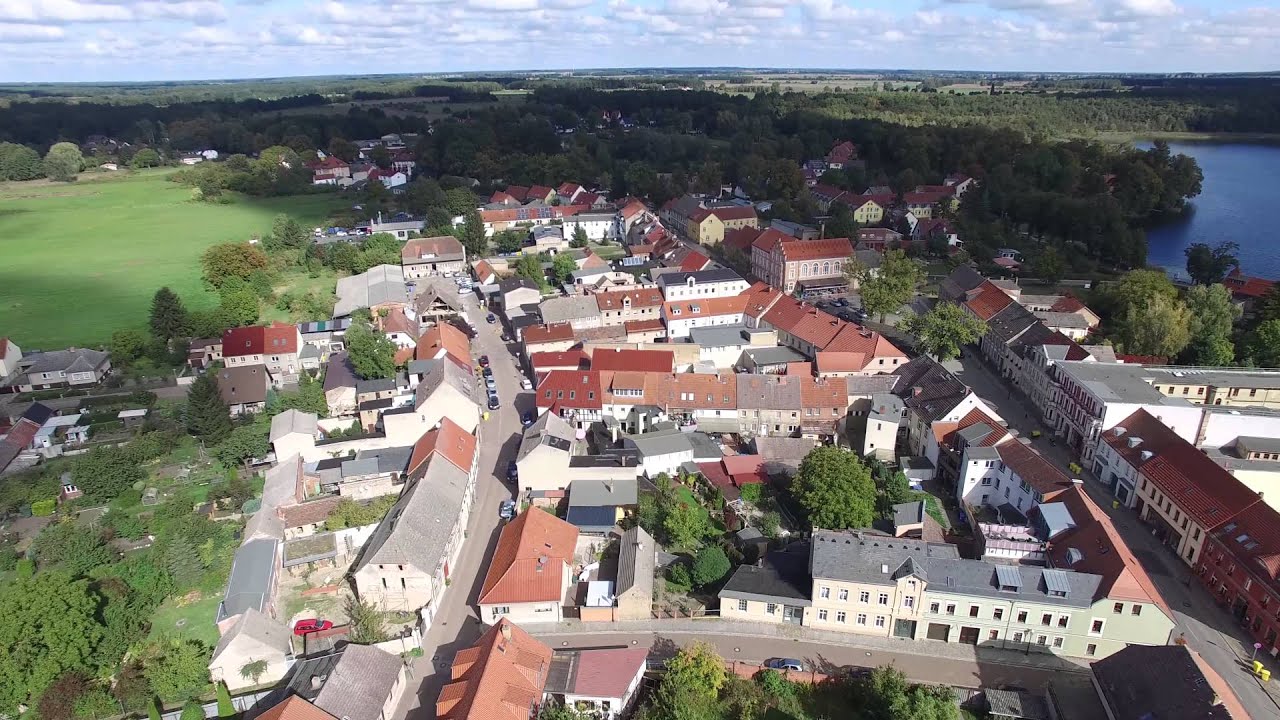 Lindow (Mark) von Oben - Stadt der drei Seen - YouTube