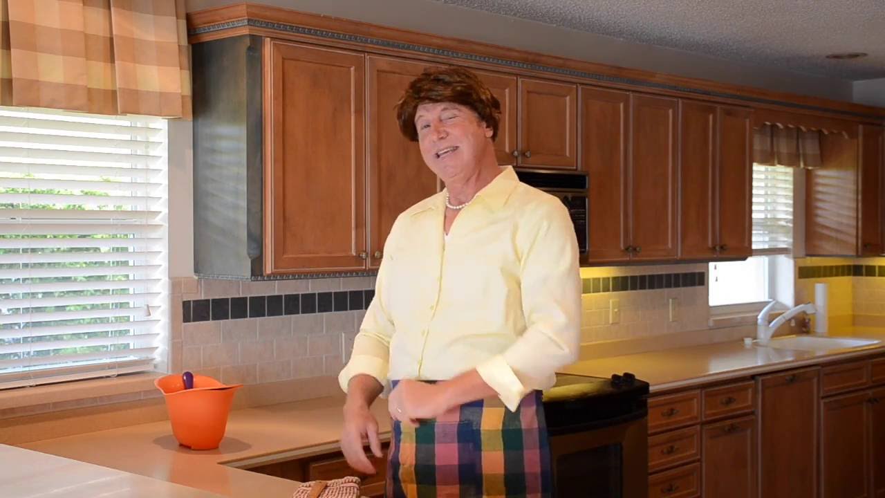 Something's Cooking Featuring Julia Child - YouTube