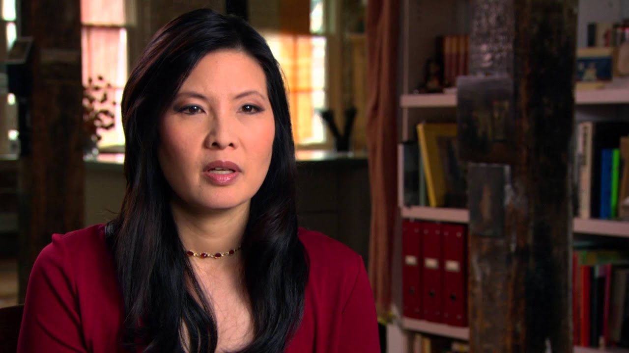 Sheryl WuDunn on Eradicating the Oppression of Women - YouTube