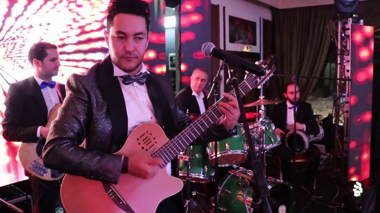 Orchestre Kabyle Algérien - Yalla Band - Live - YouTube