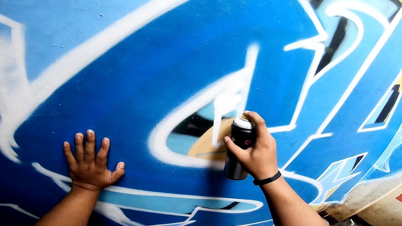 GRAFFITI BLUE TONES / TO THE NORTH GRAFFITI EVENT - KASH GRAFFITI - YouTube