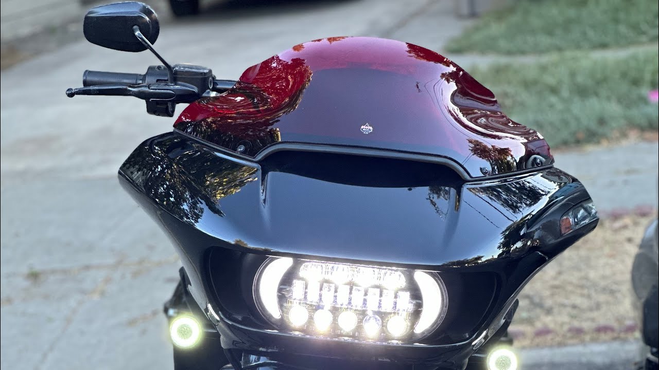 Klock Werks red windshield Harley Davidson Road Glide 2020 - YouTube