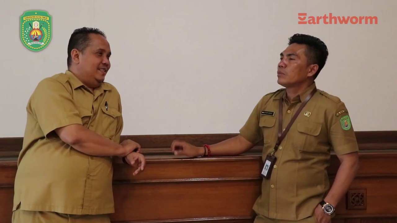 earthworm foundation - YouTube