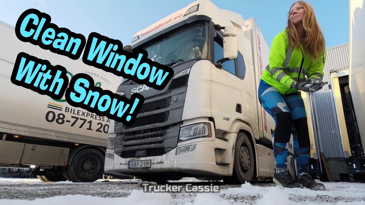 Winter Hack for a Dirty Windshield - YouTube