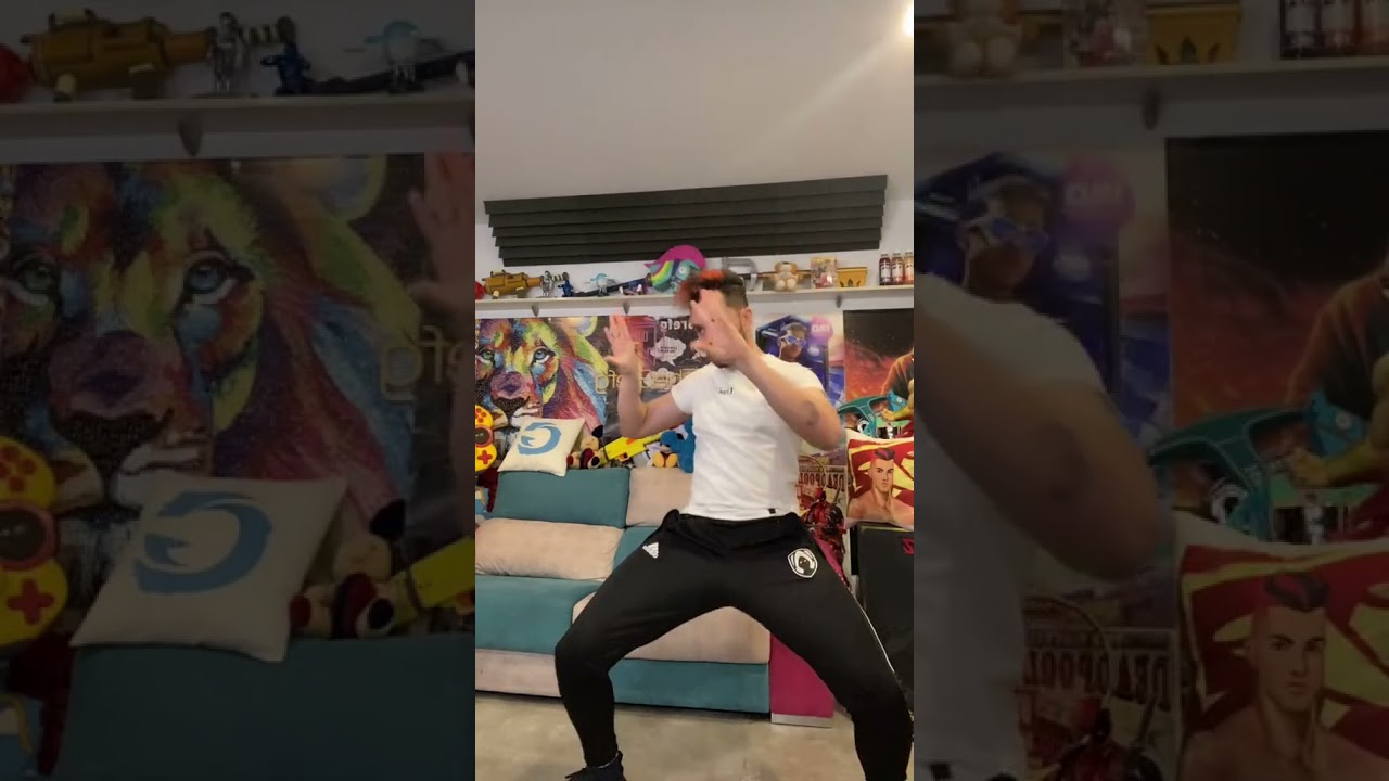 TheGrefg bailando Rambo en el pecho del jambo - YouTube