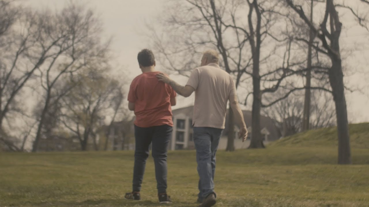 Blackberry Crowe - Derek Randall (Official Music Video) - YouTube