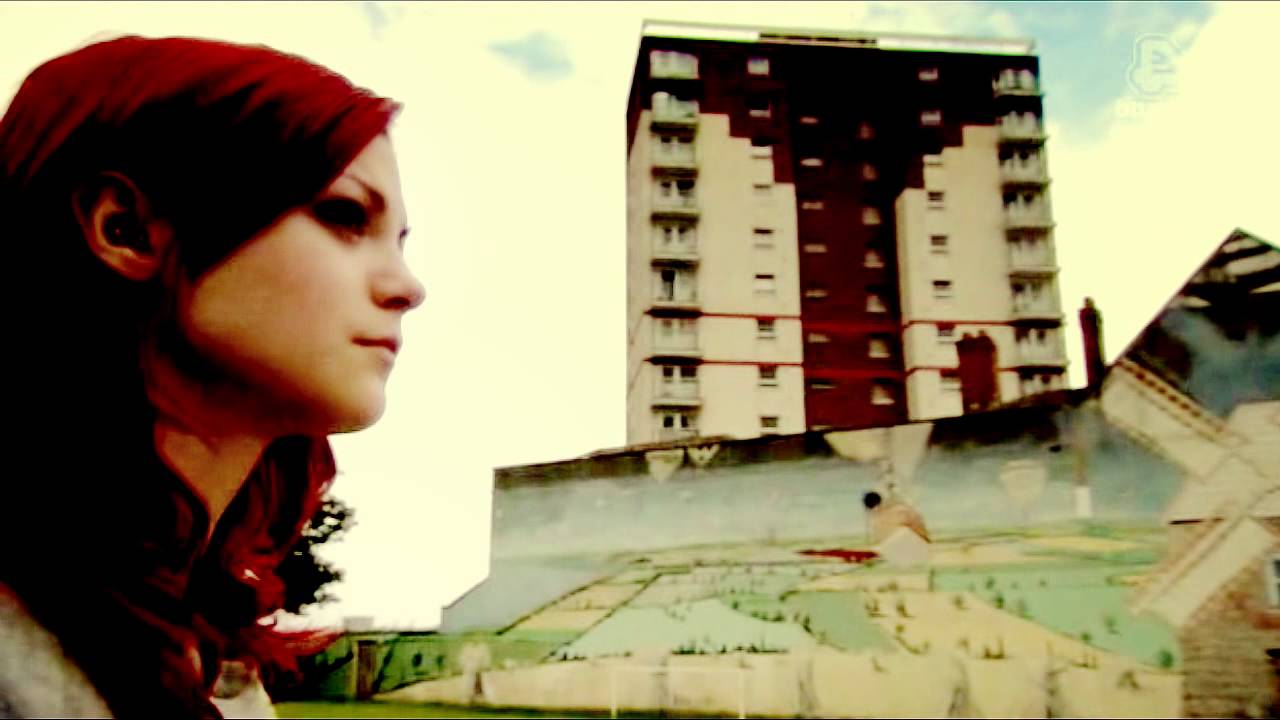 naomi+emily | enchanted - YouTube