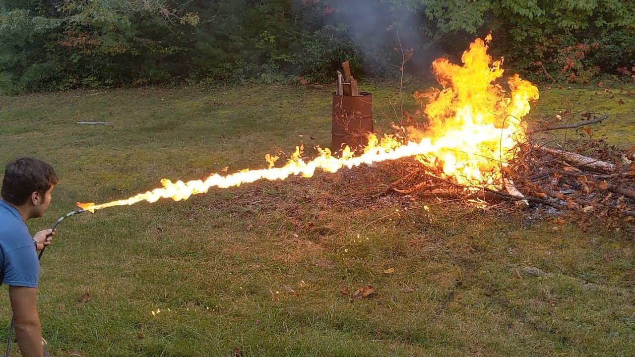 homemade flamethrower - YouTube