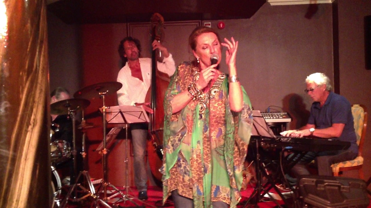 Lisa Boray - Happy with The Blues - YouTube