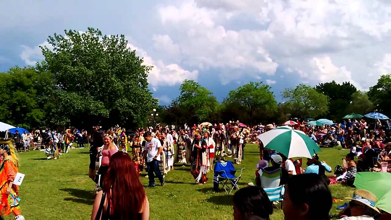 Aboriginal day Pow Wow at the fork's - YouTube