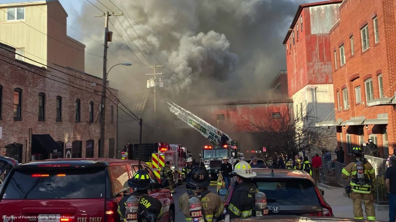 PHOTOS: Crews battle fire in Frederick County - YouTube