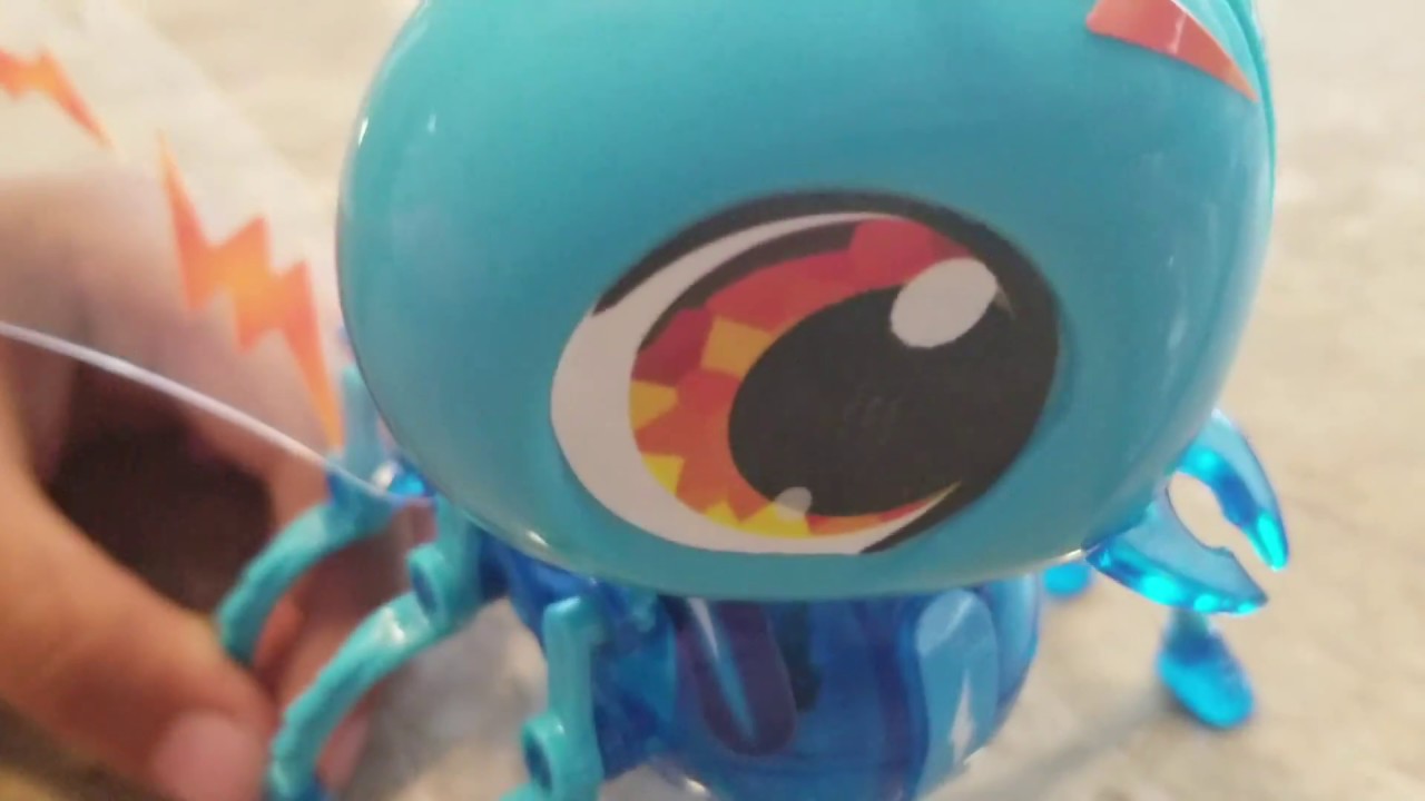 Review of Build a Bot Scatter Ant toy - YouTube