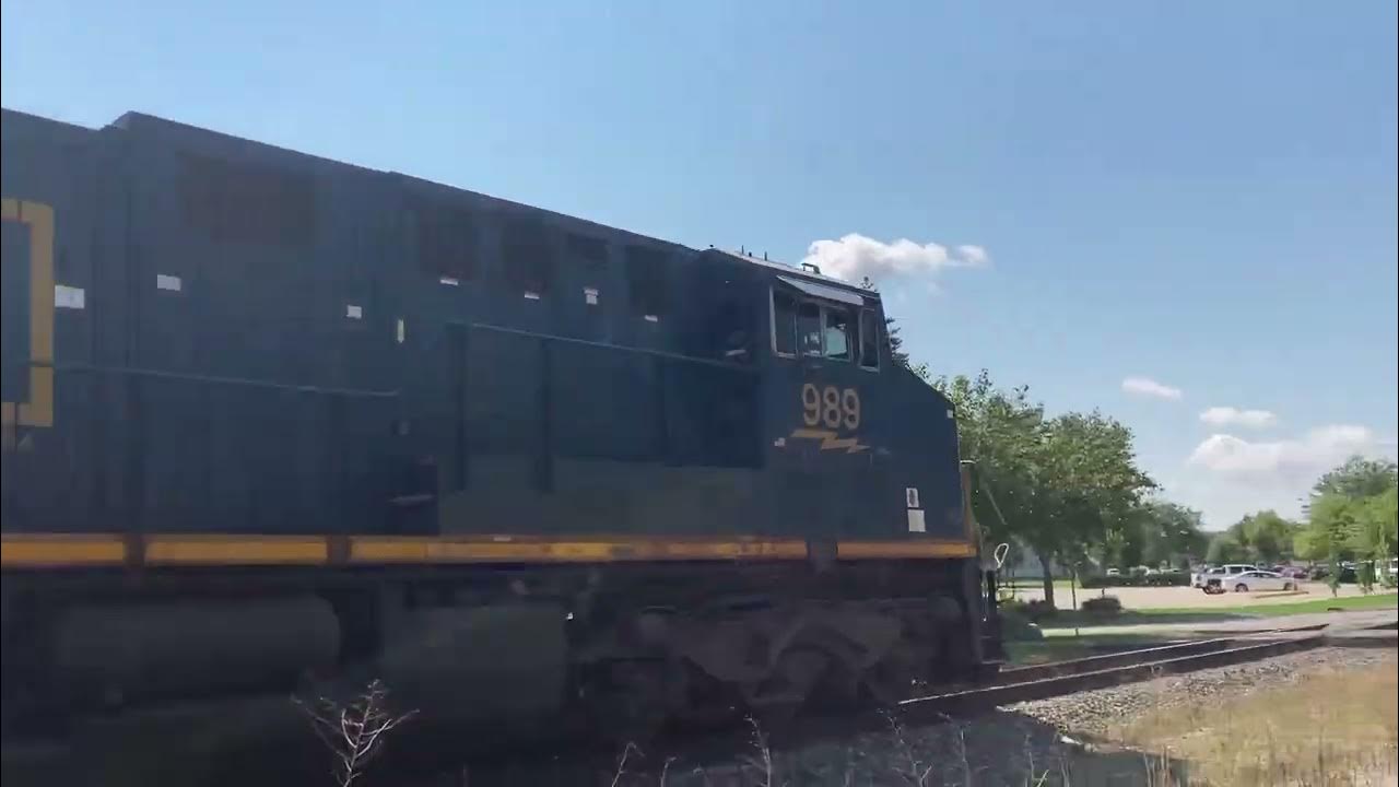 CSX M327 8/23/22 - YouTube