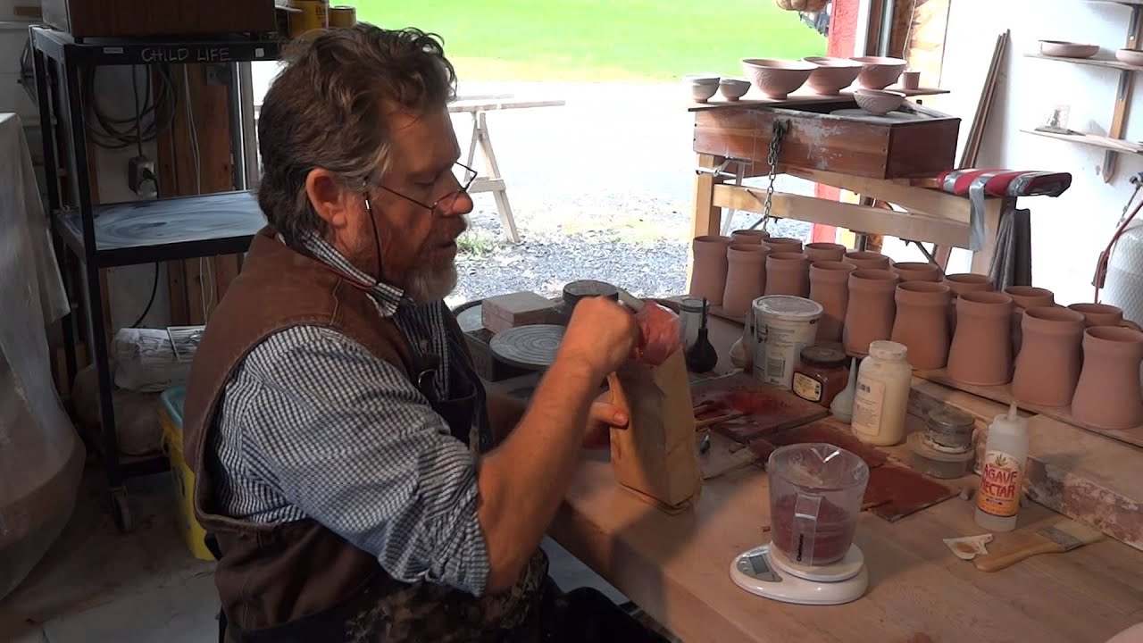 SIMON LEACH POTTERY TV - Red iron oxide pigment ! - YouTube