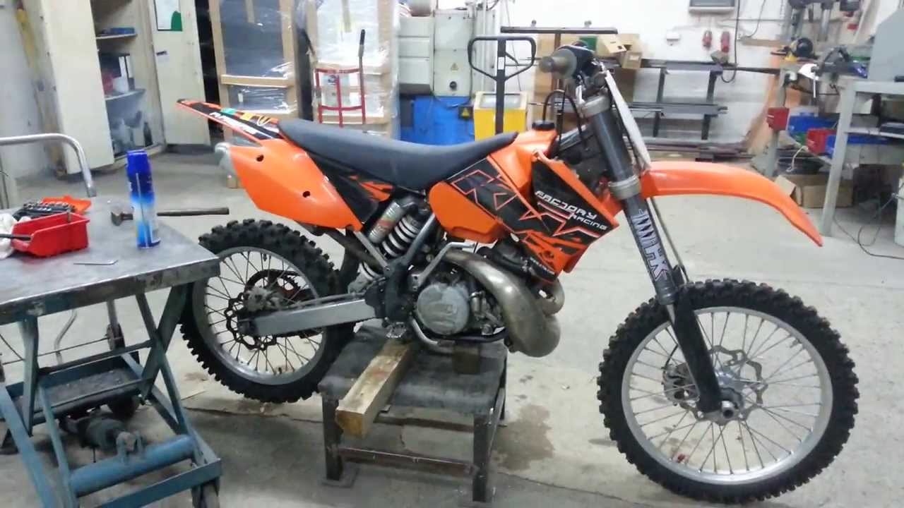 KTM 380 SX 2001 - YouTube