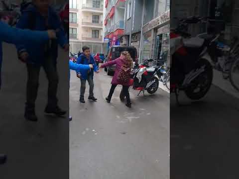 Rezil kızlar