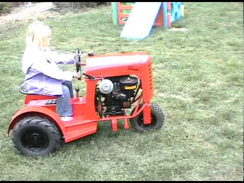 Bantam tractor 5000 14FB Briggs & Stratton 5HP - YouTube
