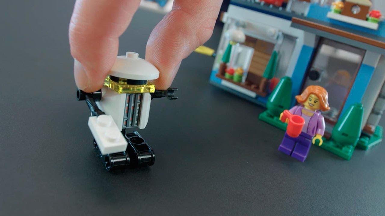 How to Build a Robot Butler - LEGO Creator 3in1 - Building Tips - YouTube