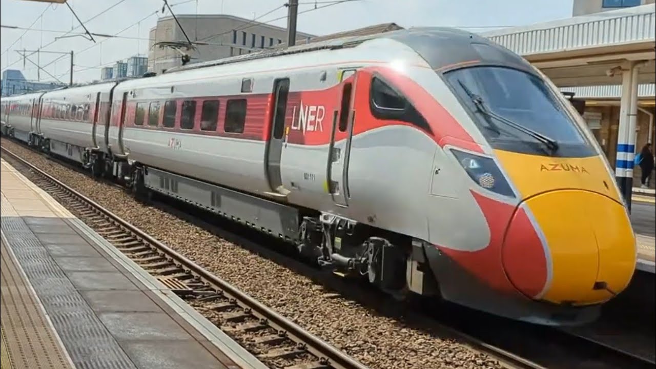 Class 801 passes Finsbury Park | April 2023 - YouTube