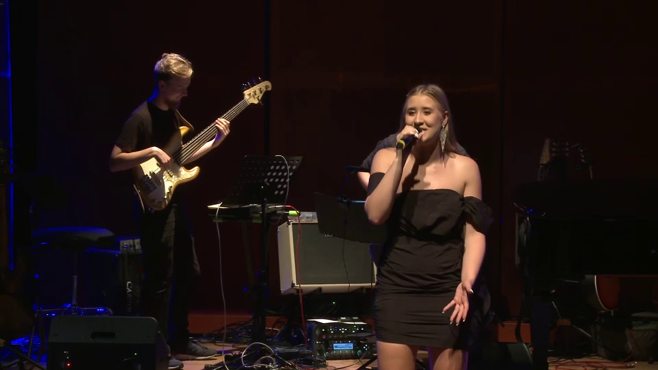 Back Pocket Vulfpeck Live Cover Maryla Modzelan - YouTube