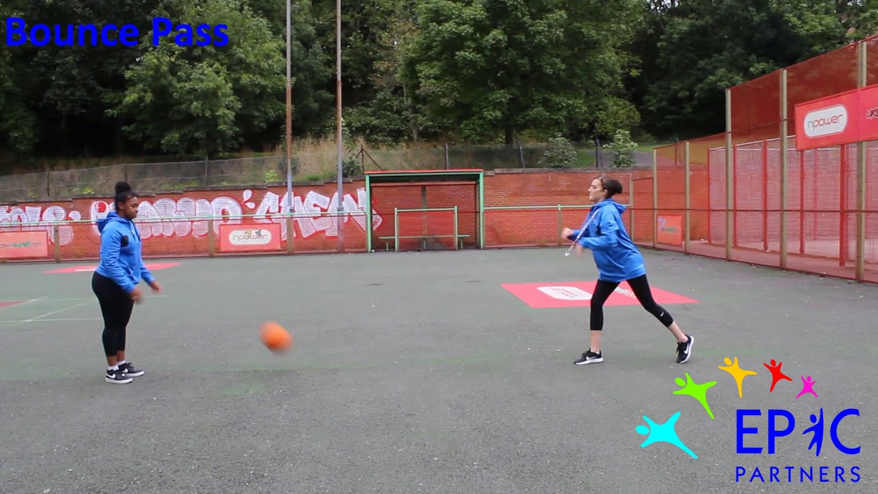 Top Tips - Bounce Pass - YouTube