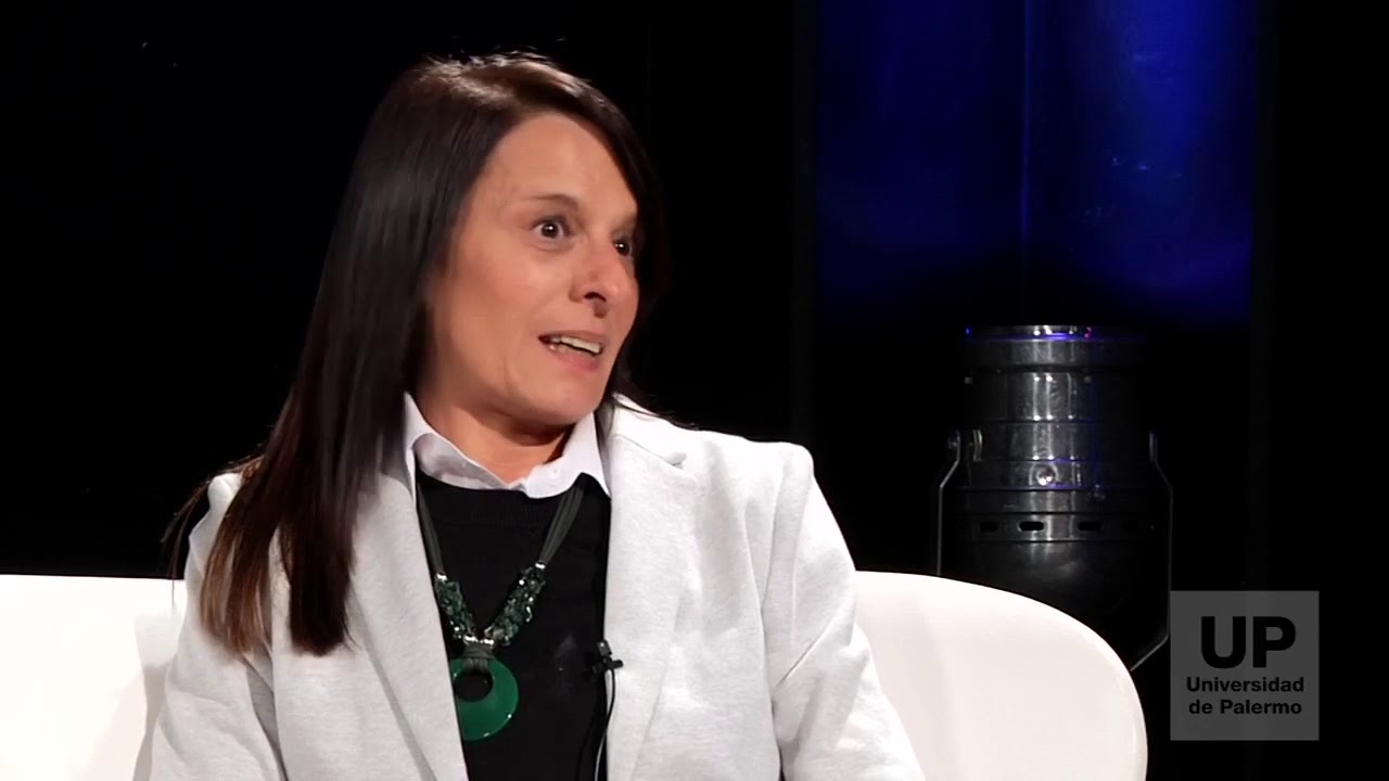 Esther Feldman | Entrevistas Mujeres Creativas DC - YouTube