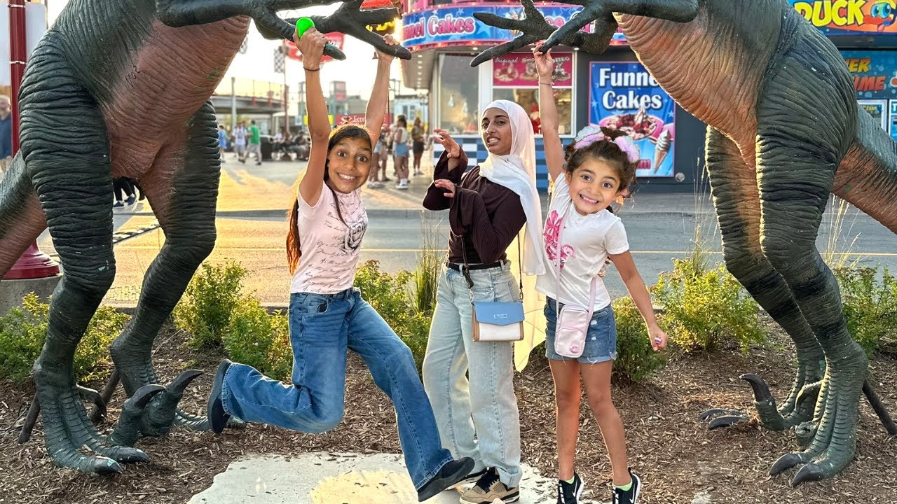 Deema and Sally Fun Summer day with Family and Friends - YouTube