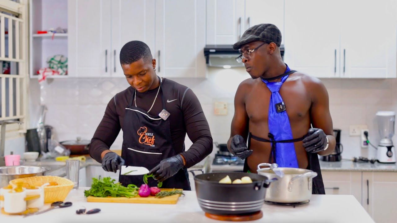 NDEBERA NONEHO NSABII Mugikoni Nukuri 😂😂😂 #nsabi - YouTube