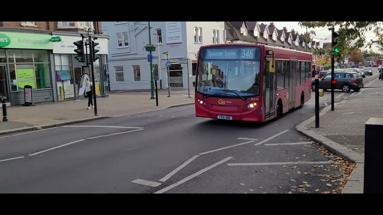 BUS ROUTE 346 IN UPMINSTER - YouTube