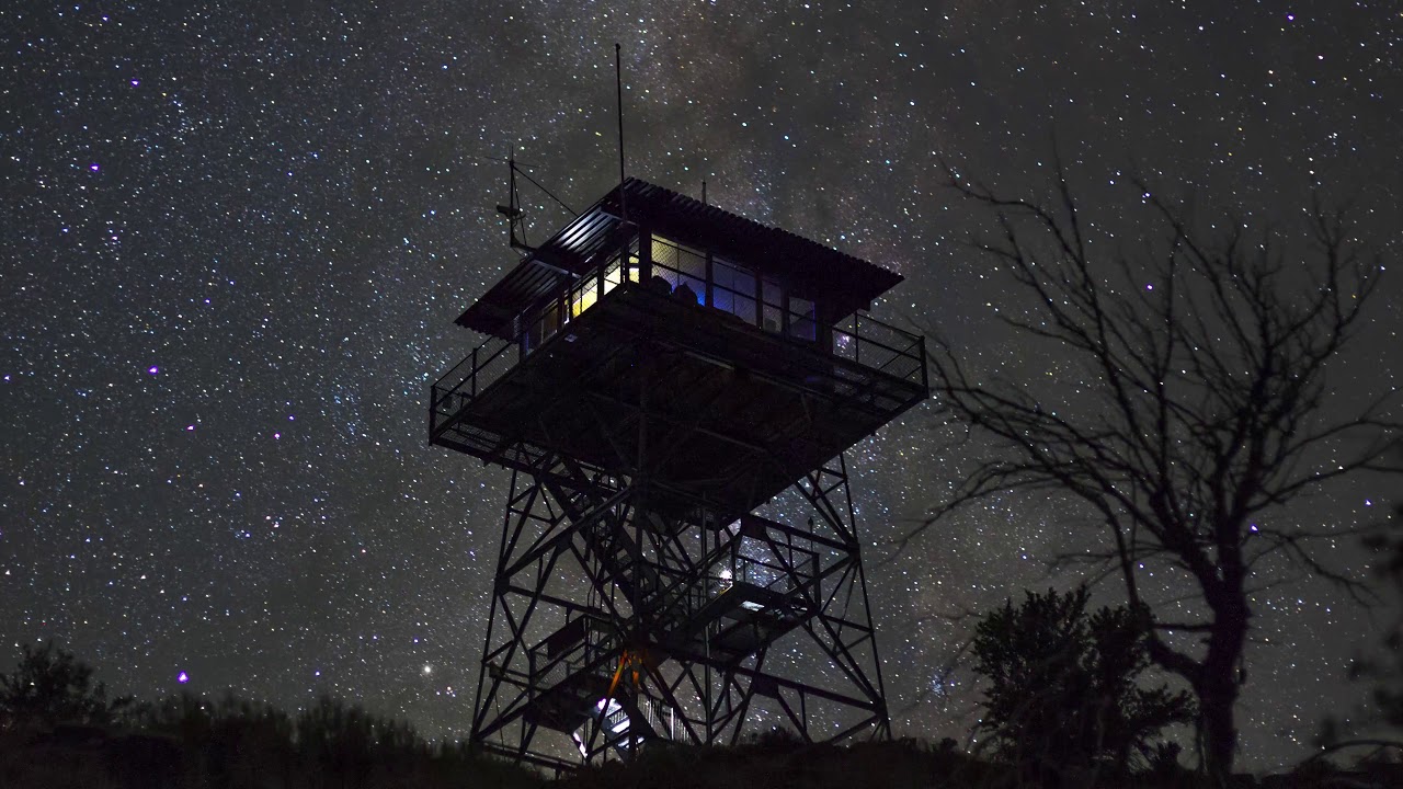 Bald Mountain Lookout Milk Way Lapse 50MM 4K - YouTube