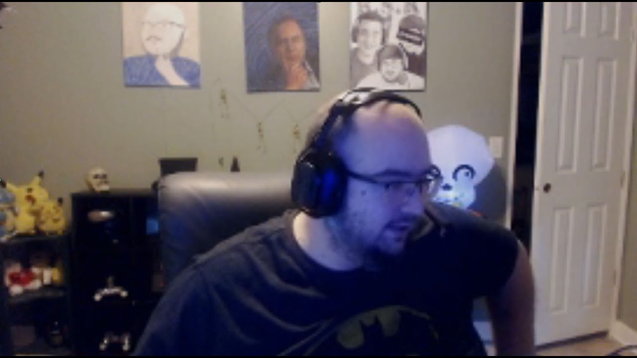 WingsOfRedemption E Begging For A New Laptop And Getting Trolled In COD ...