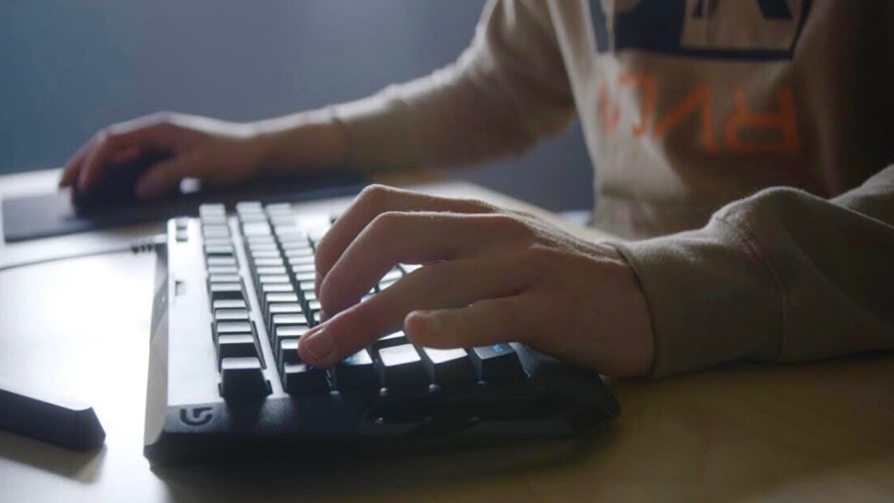 My Pro Gaming Routine & Schedule - Improve your gameplay! - YouTube